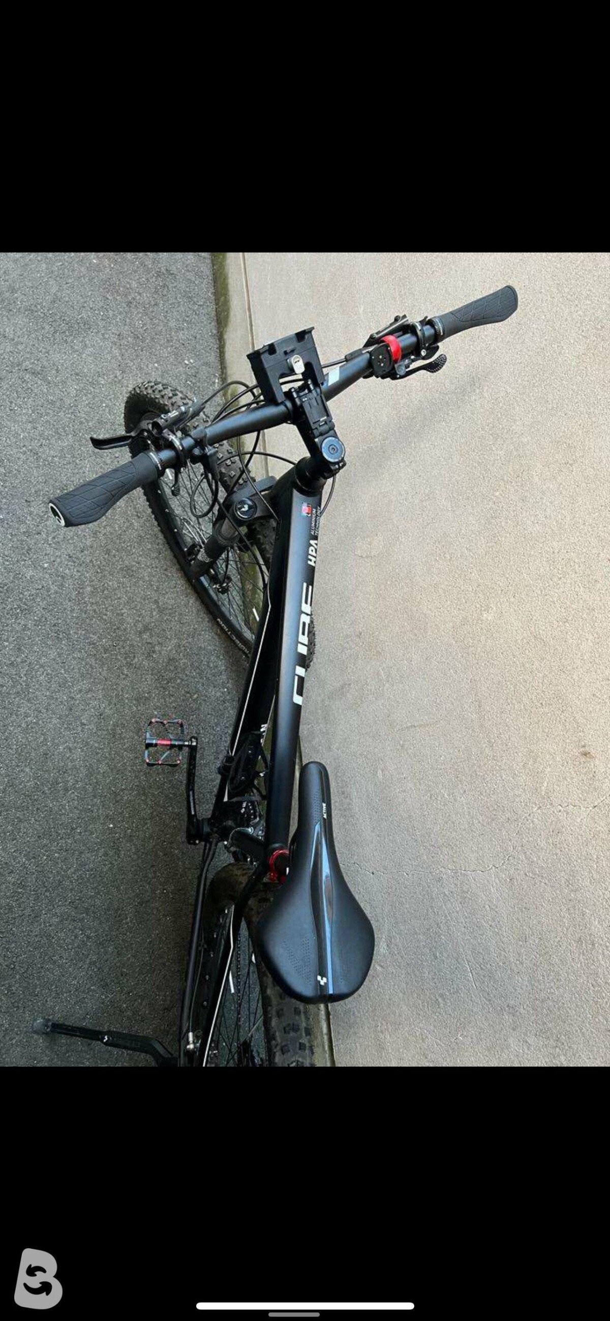 Cube Race one black and white 2019 used