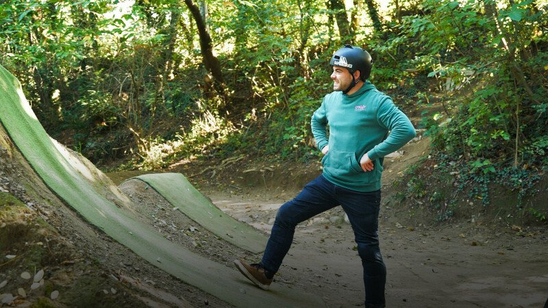 How to approach dirt jumps | Bikeflip