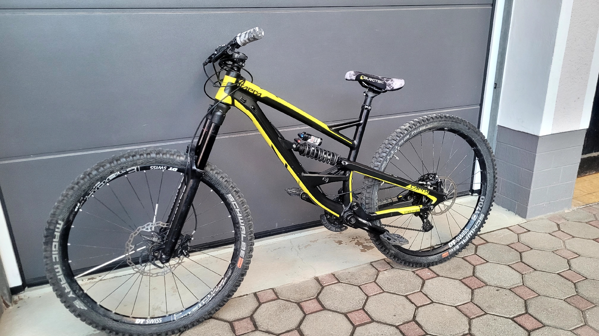 YT Industries Capra AL Base 2019 used