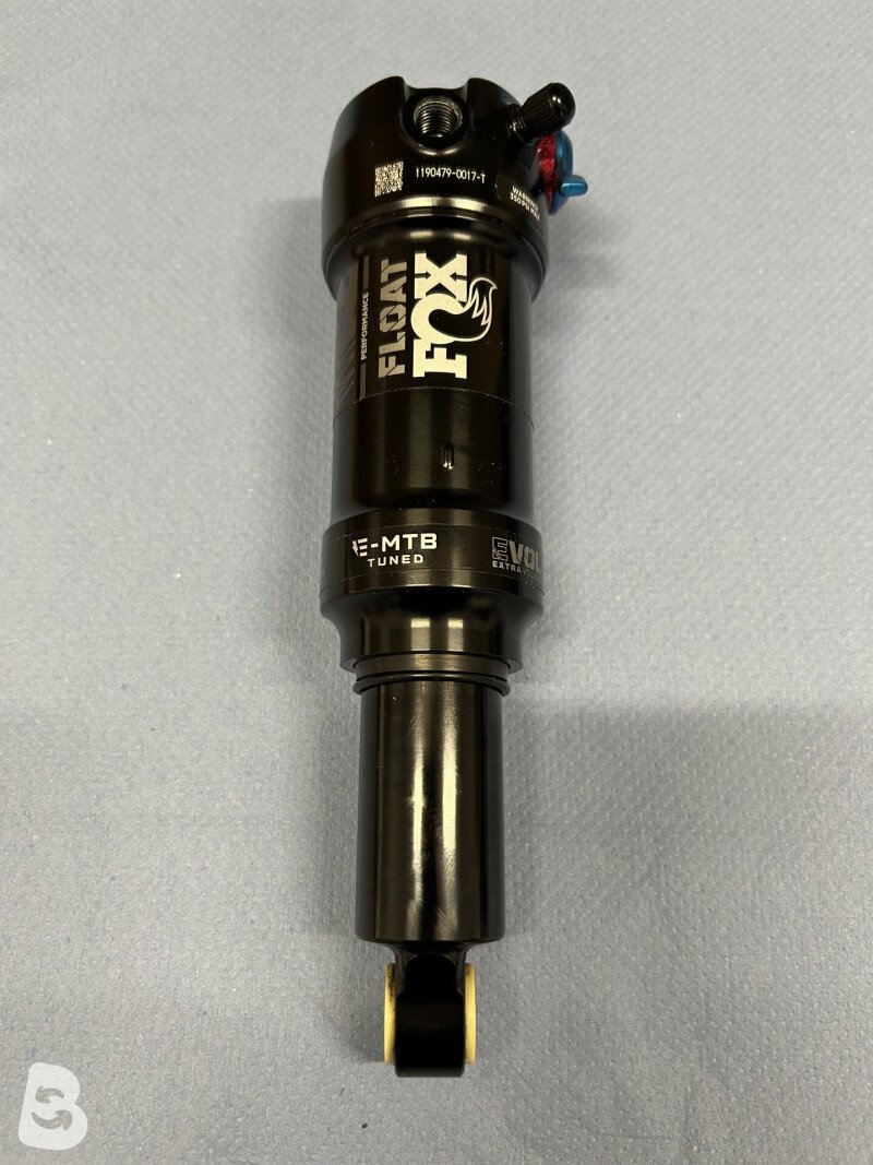 Fox Float Performance II Trunnion 2025 usado