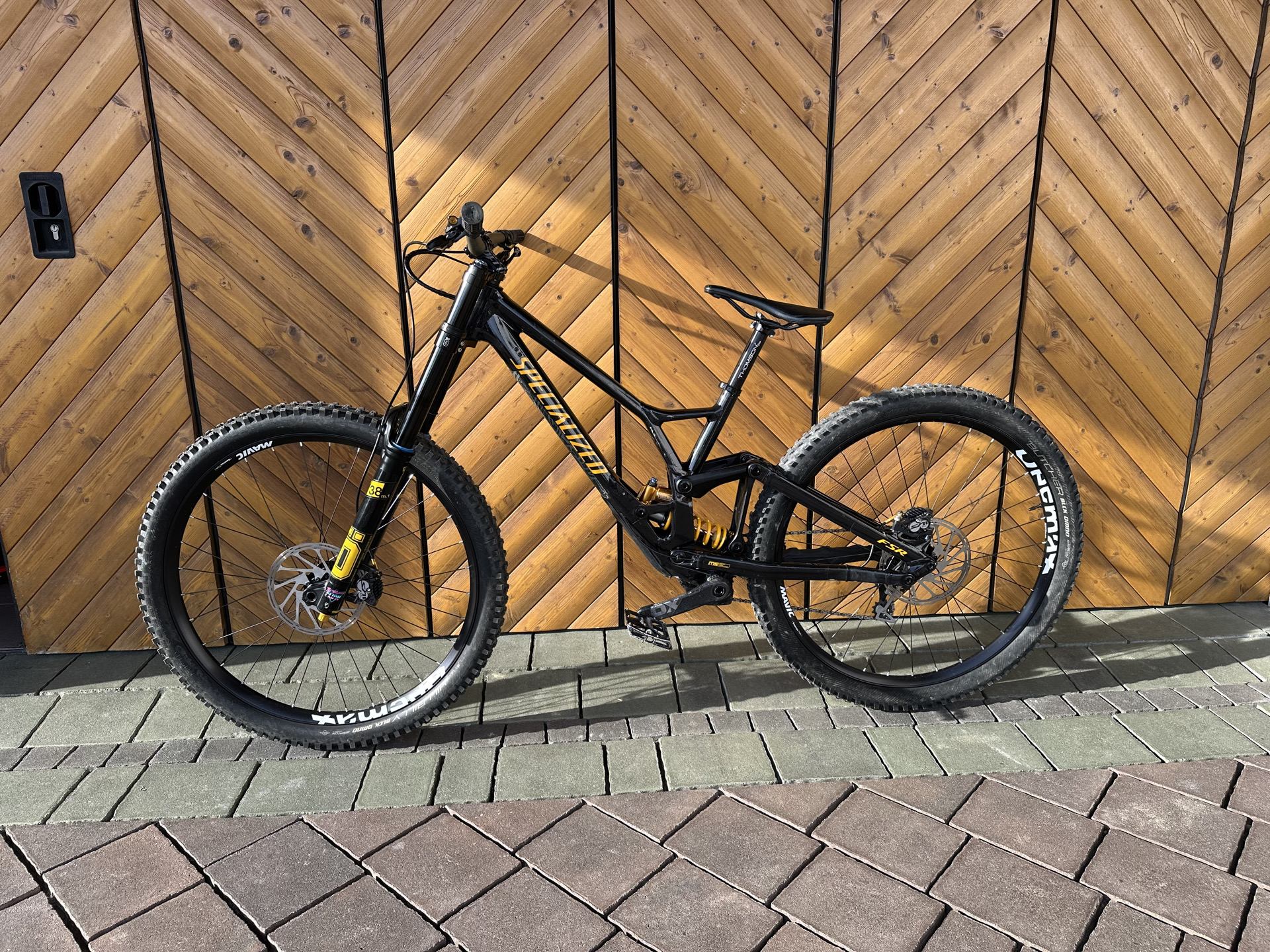 Specialized Demo Race 2020 used