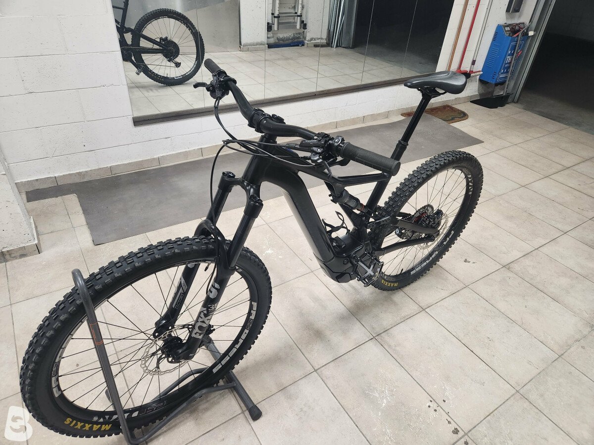 Specialized Turbo levo 2021 used