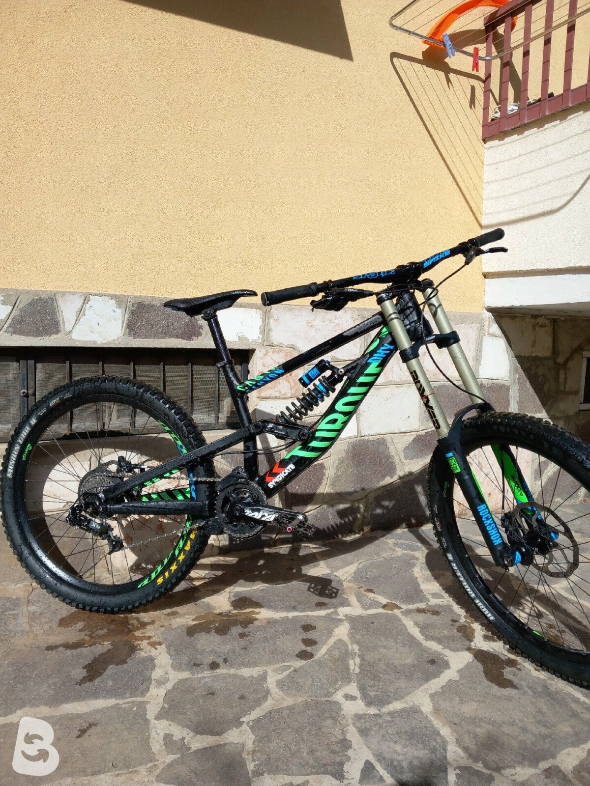 Canyon torque dhx 2014 | Size S/M - Almost new | Bikeflip