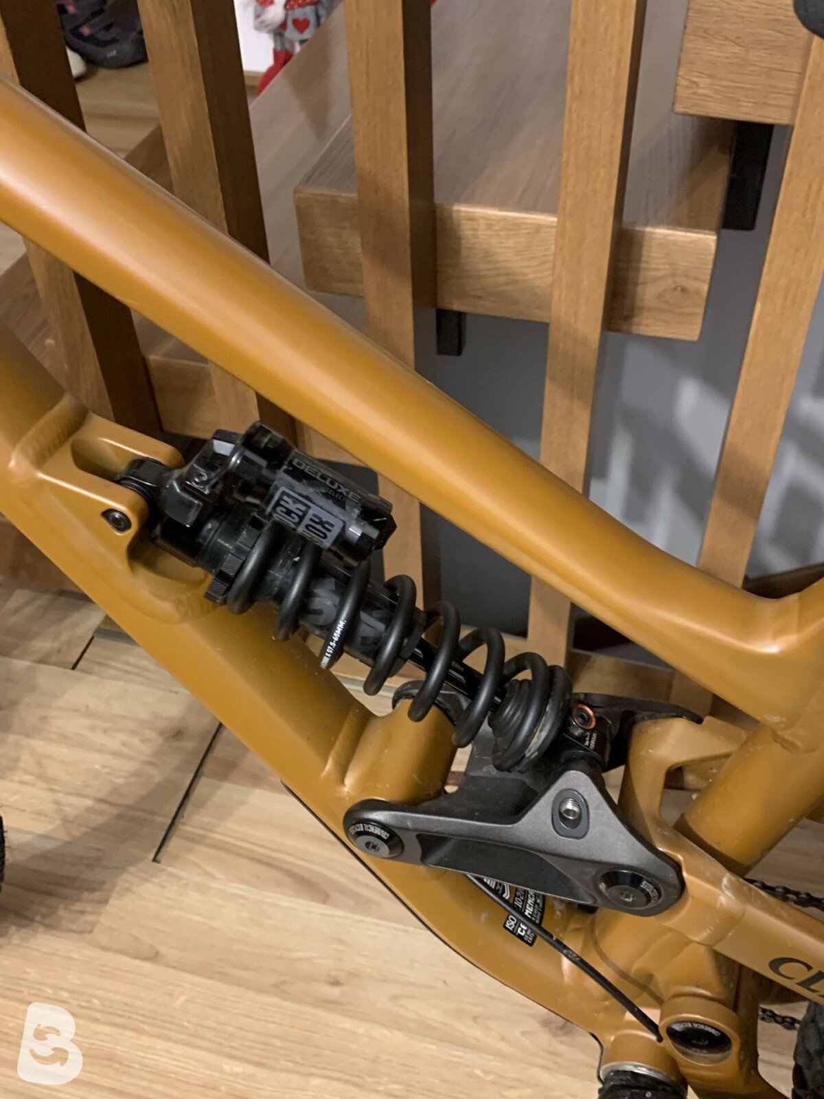 Commencal Clash Signature 2025 usata