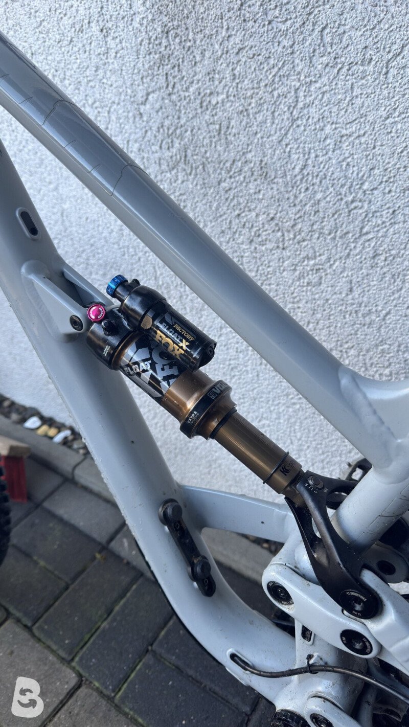 Fox Fox float x 2 Factory 2025 used