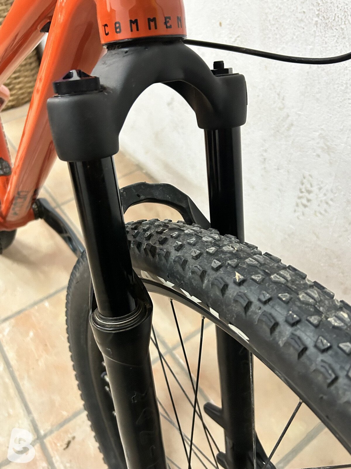 Commencal Absolut Orange 2021 usata