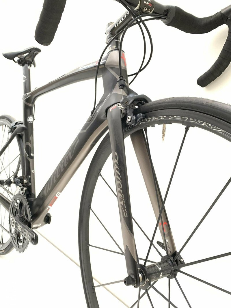 Wilier Triestina Cento 1 AIR Carbon used Wilier Triestina Cento 1 AIR Carbon used