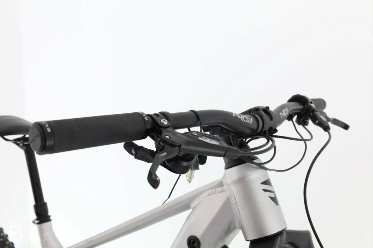 Berria Mako HP Hybrid XT used