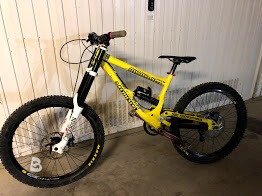 Commencal Supreme DH V2 used