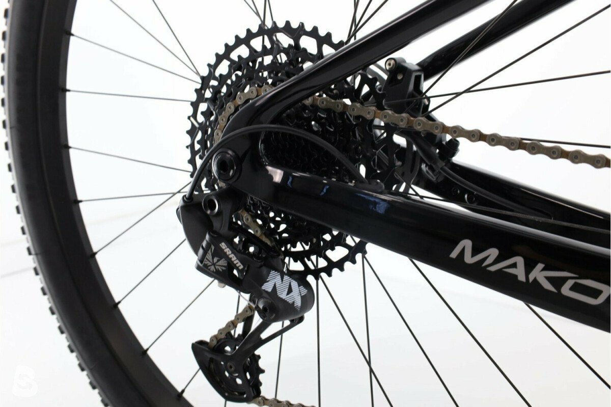 Berria Mako Sport Carbon used