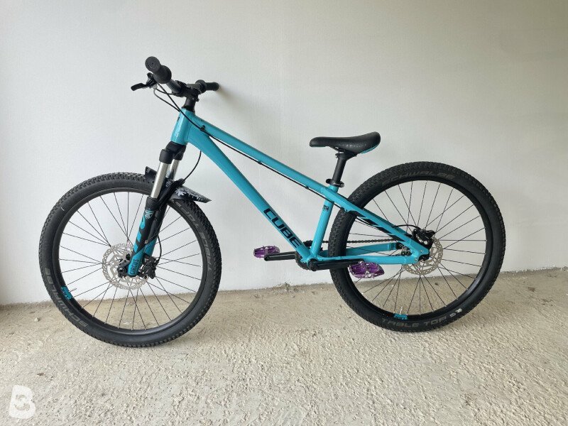 Cube Flying Circus 2021 usado