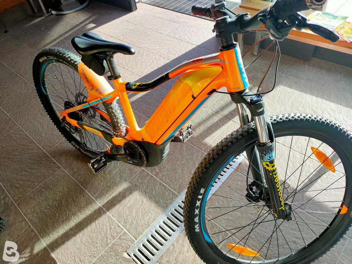 Giant Fathom 2021 used