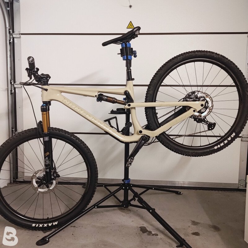 Nukeproof Reactor 290c Factory 2022 used