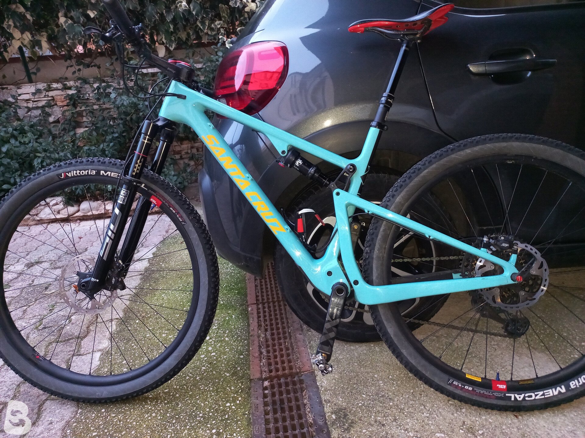 2020 santa cruz blur store