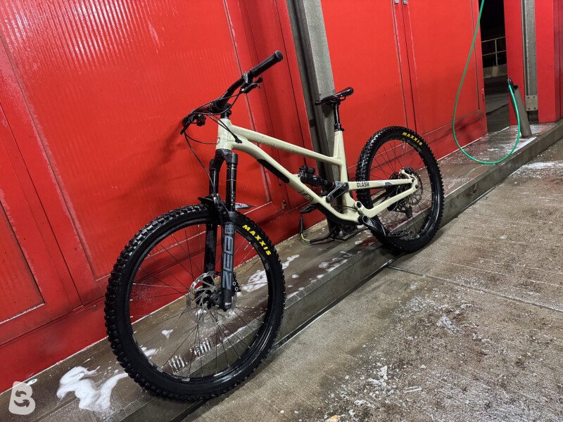 Commencal Clash Origin 2021 used